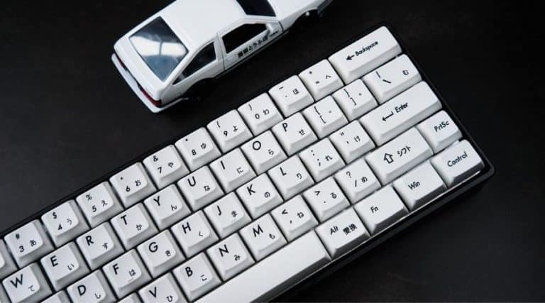 5 Best White Gaming Keyboard To Buy 2021 (Gaming Or Work)