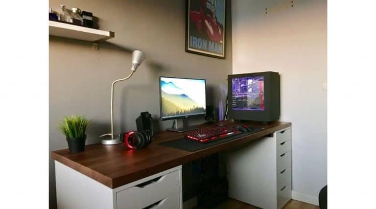 40 Uniquely Satisfying Gaming Setup Ideas For Small Rooms