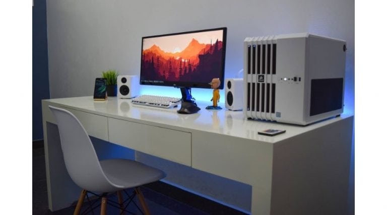 The 40 Best White Gaming Setups 2024 (Minimal, Retro, Anime)