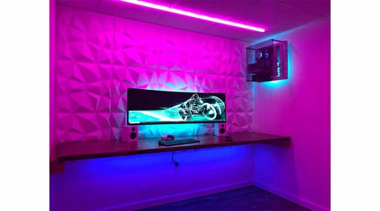 9 Awesome Custom Built Wall Mounted PC Build Examples