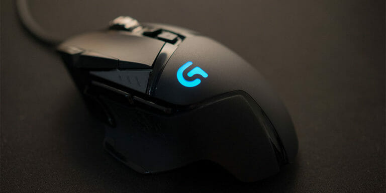 Logitech G502 HERO White Version: Is It Still Good In 2021?