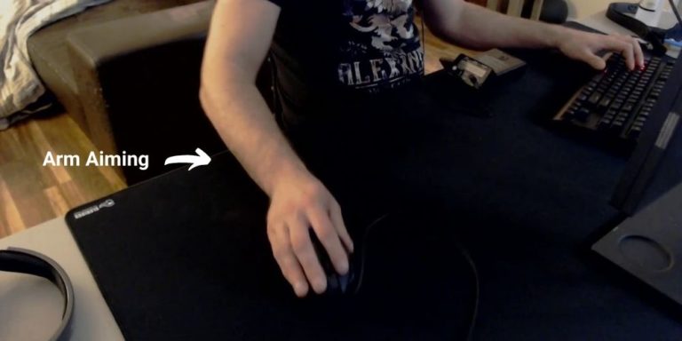 Wrist Aiming Vs. Arm Aiming (READ This Before You Play FPS)